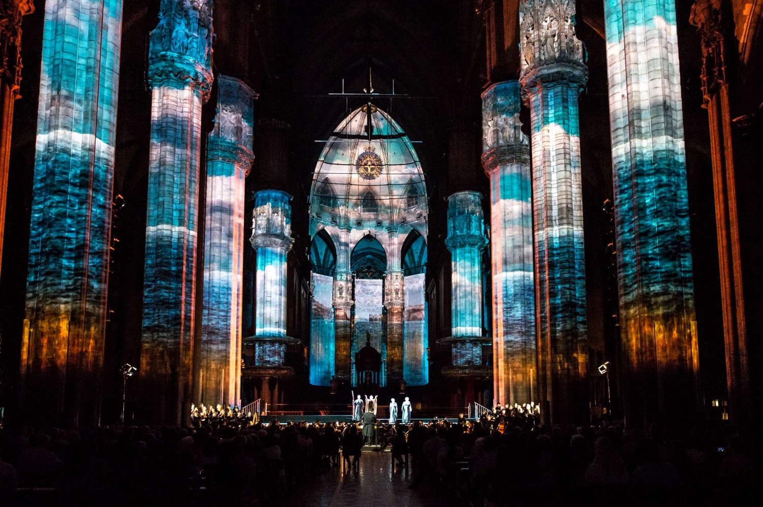 UN EXPERIMENT: MOSÈ DE ROSSINI AL DUOMO DE MILÀ | IN FERNEM LAND